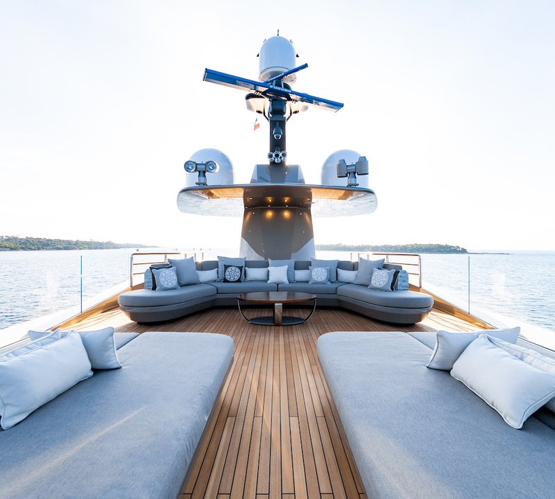 Sun Deck Image Gallery – Luxury Yacht Browser | by CHARTERWORLD ...
